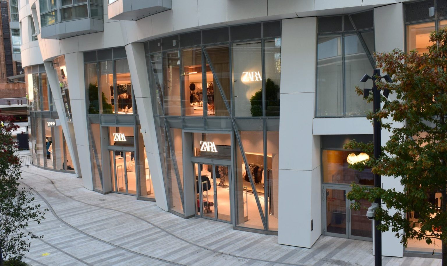 Zara Battersea London - Evcone